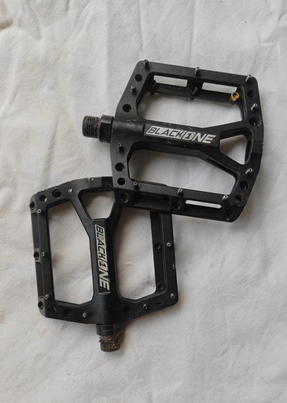 Reverse Components Black ONE MTB pedale