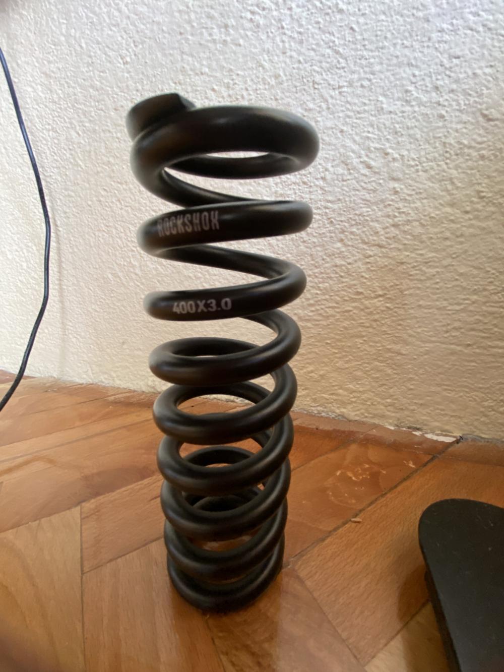 Rockshox opruga 400x3.0