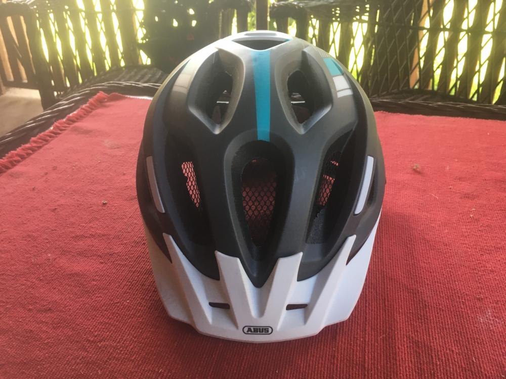 KACIGA ABUS 58-62 CM