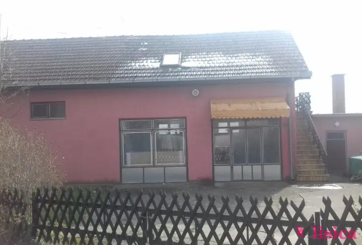 Prodajem stambeno-poslovni prostor u Despotovu