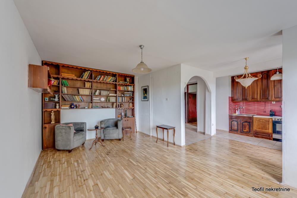 Mike Alasa, Jednoiposoban stan na prodaju, 49m2, 250.000€