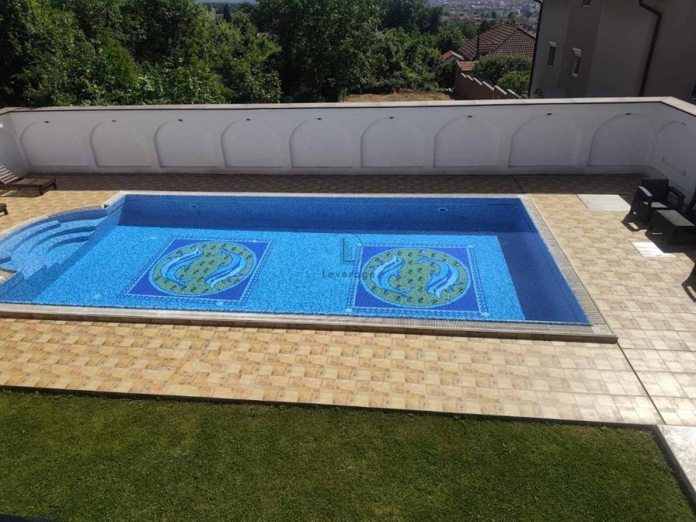 Četvorosoban stan na prodaju, 115m2, 301.600€