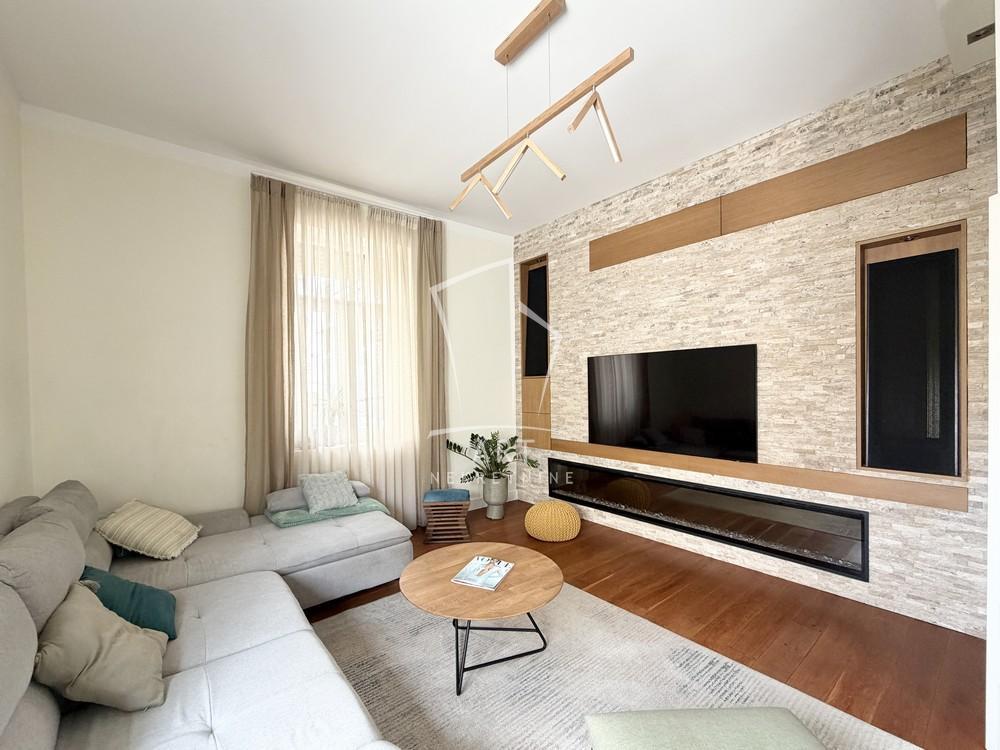Vukice Mitrović, Trosoban stan na prodaju, 89m2, 375.000€