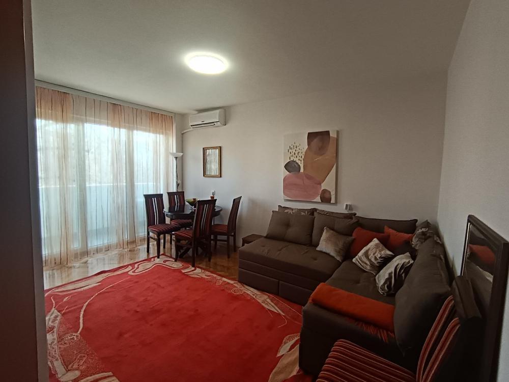 Otona Župančiča, Dvosoban stan za izdavanje, 50m2, 600€