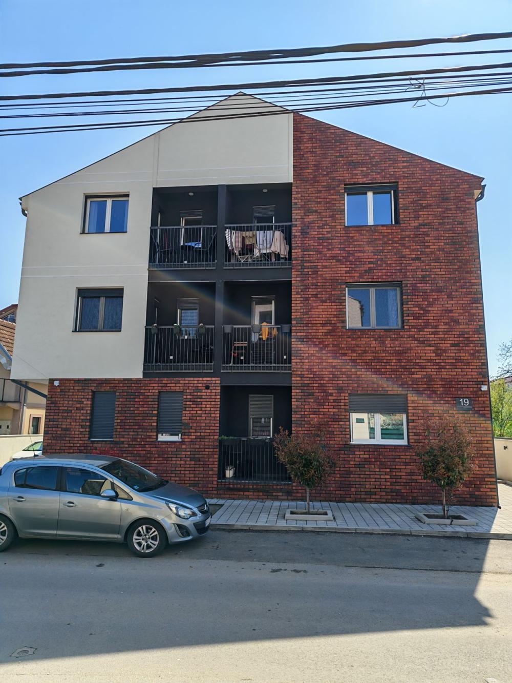 Partizanski blok ulica 1., Dvosoban stan za izdavanje, 44m2, 600€