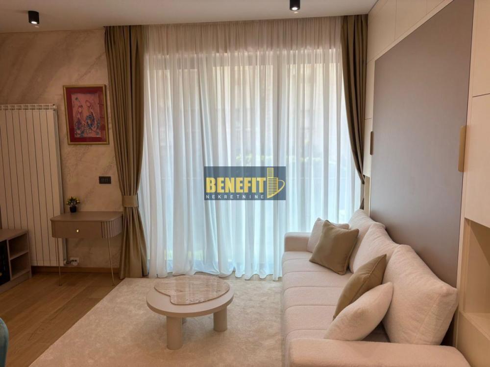 Jednosoban stan za izdavanje, 33m2, 900€