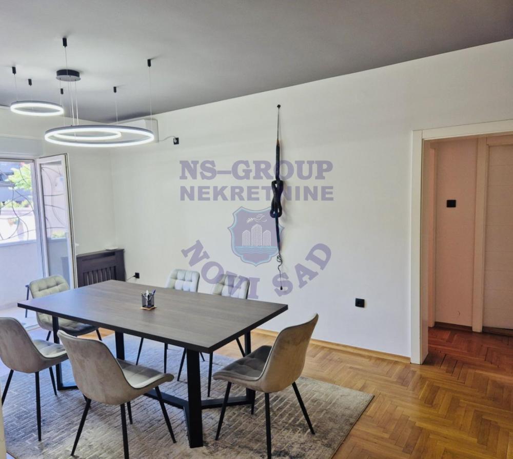 Trosoban stan na prodaju, 60m2, 216.300€