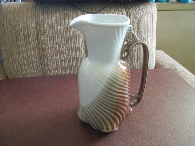 Art nuvo vaza PORCELAN Zaječar 70-e
