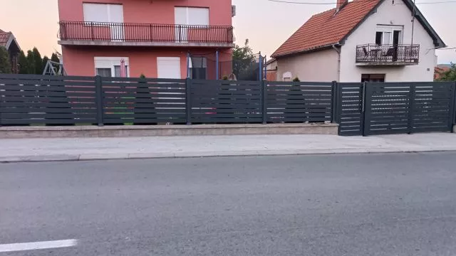ALUMINIJUMSKE OGRADE - PROJEKAT 27