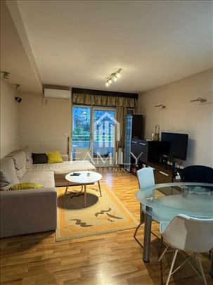 Dvosoban stan 56 m², Centar, Novi Sad, 2. sprat
