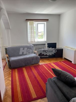 Banjica-namesten stan 60m2+terasa 10m2
