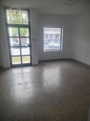 Izdavanje lokala Novi Sad – 90m², odlična i promet