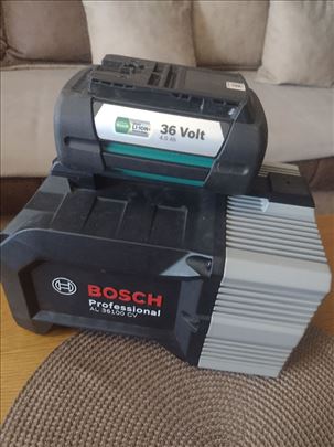 Punjač i baterija BOSCH