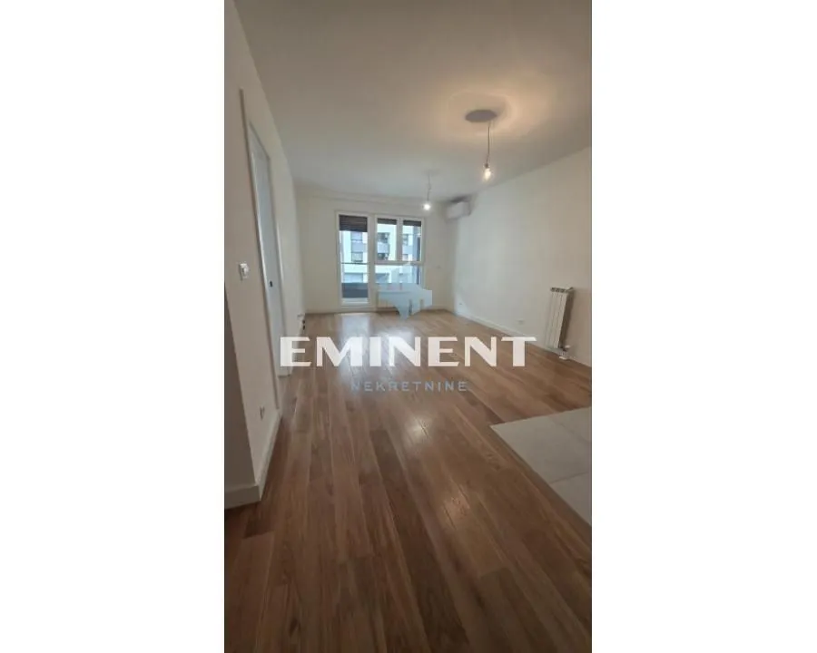 Izdavanje, dvosoban stan, 53m², Novi Beograd Blok 65, Novi Beograd Sve Podlokacije
