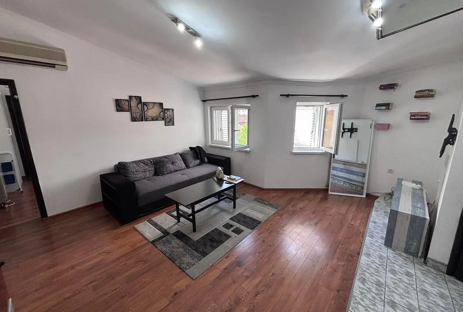 Prodaja, dvosoban stan, 46m², Stari Grad, Beograd