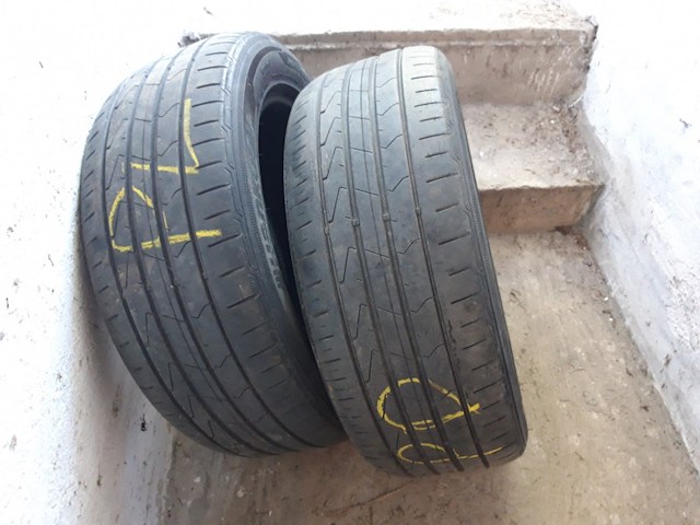 Gume Hankook  205 55 R16 (2 komada)