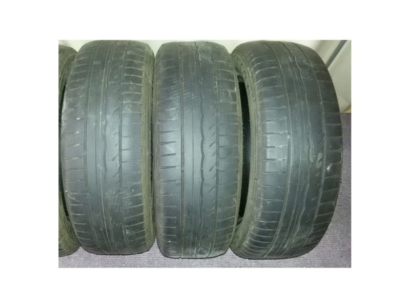 gume Dunlop 185 60 R15 Sp Sport 01 TRI KOMADA!