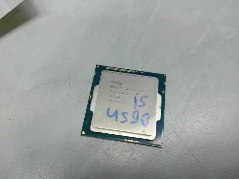 i5 4590 ispravan 3300mhz 1150 socet