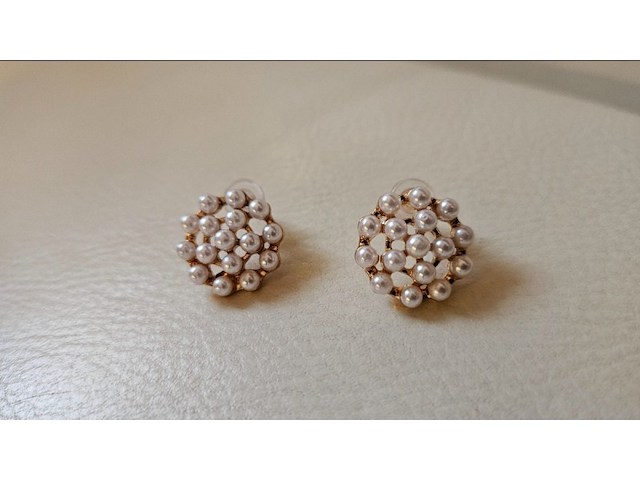 Gold-tone floral cluster stud minđuše, novo