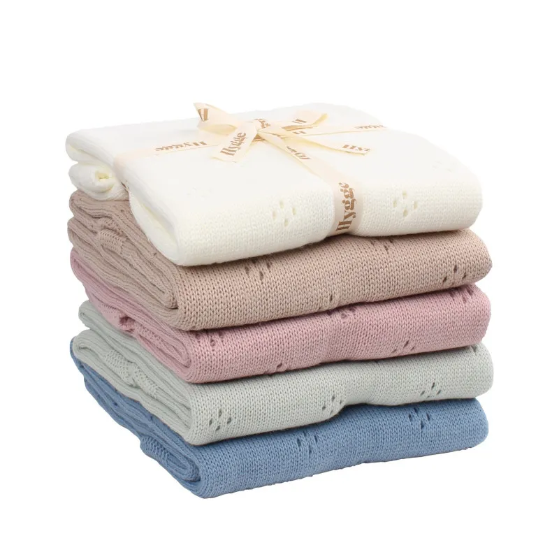 HYGGE KONCANI PREKRIVAC PASTEL GREEN