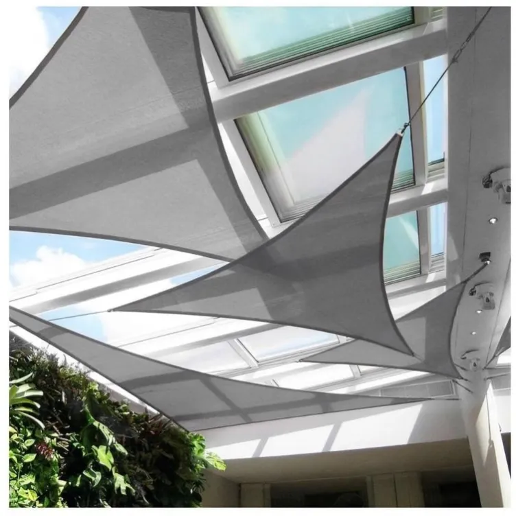 Solarno trouglasto jedro 5x5x5m Gray ModernHome
