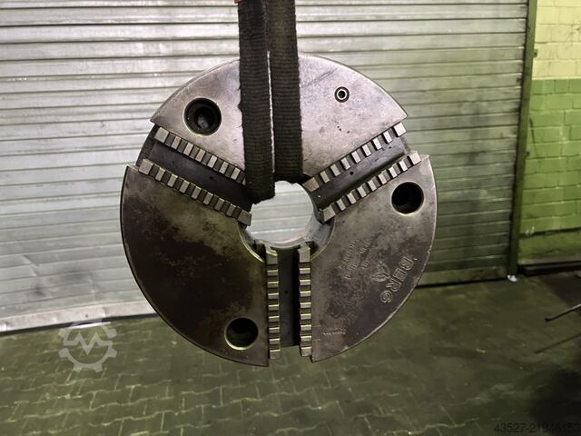 Meso
BERG Dreibackenfutter Ø315 mm