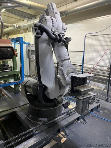 Industrijski robot KUKA KR150
KUKA KR150