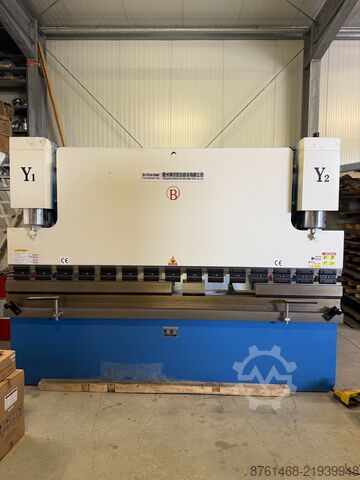 Abkant presa
BORUI CNC 200 / 3200