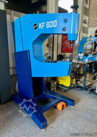 Mašina za oblikovanje limova
ECKOLD KF 800