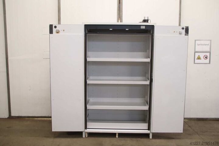 Ormari za opasne materije sa ventilacijom
asecos 1200/640/H2140 mm