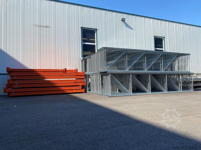 74 Lfm paleta rack Meta
74 Lfm Palettenregal Meta H 5,5 m T 110 cm Auflast/Fach 3000 kg