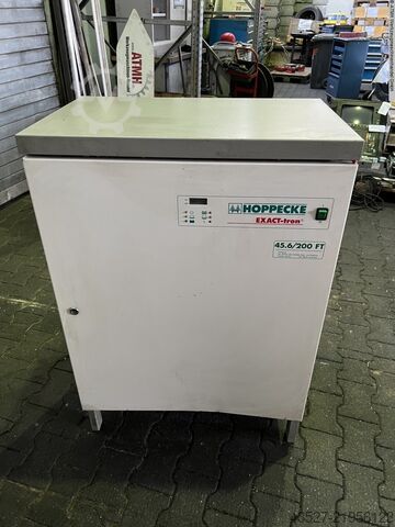 Paletni viličar - električni
HOPPECKE Batterieladegerät 45.6/200 FT