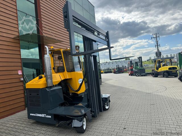 četvorosmerni viljuškar
Combilift C2500 / Compact / Wide positioner