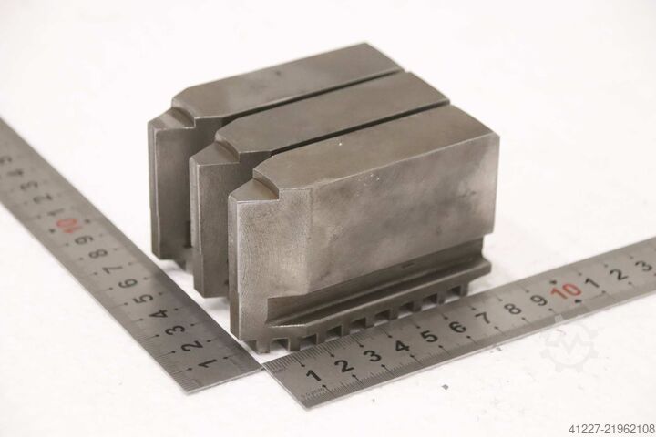 Zamenljive vilice
unbekannt Breite 22 mm