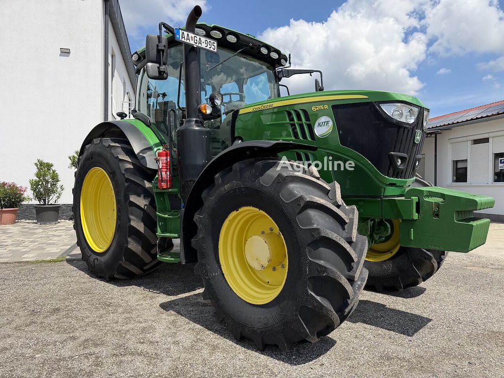 John Deere 6215R traktor točkaš