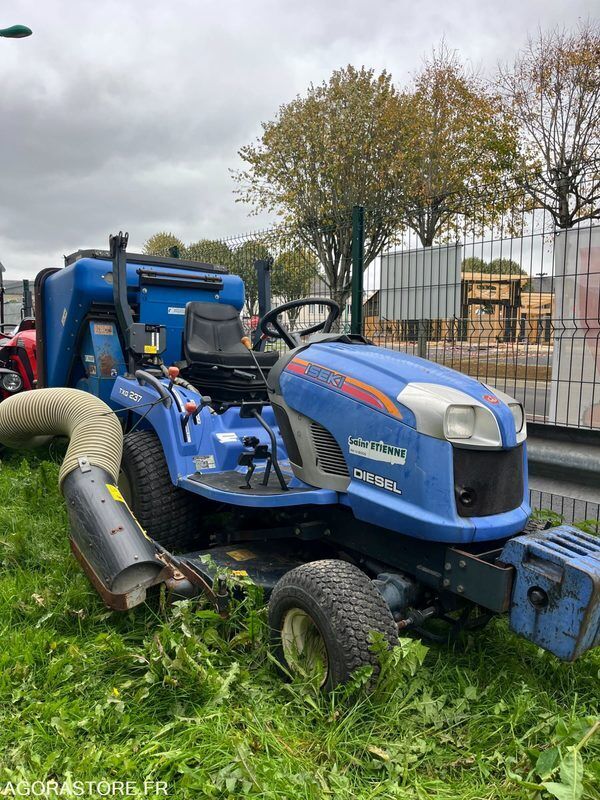 Prodaje se Iseki TXG237 mini traktor na aukciji