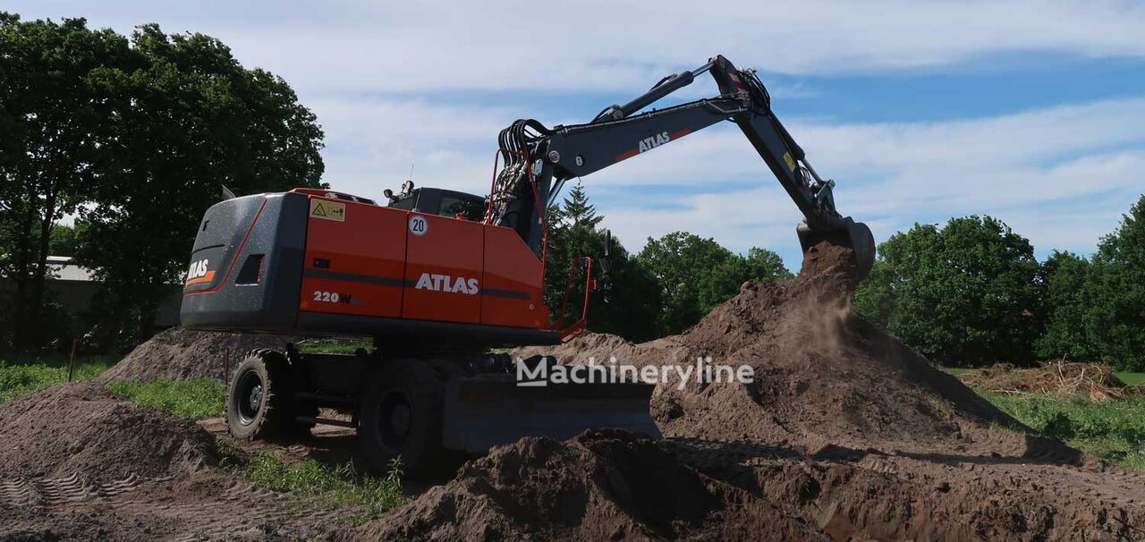 Novi Atlas ATLAS220W bager točkaš