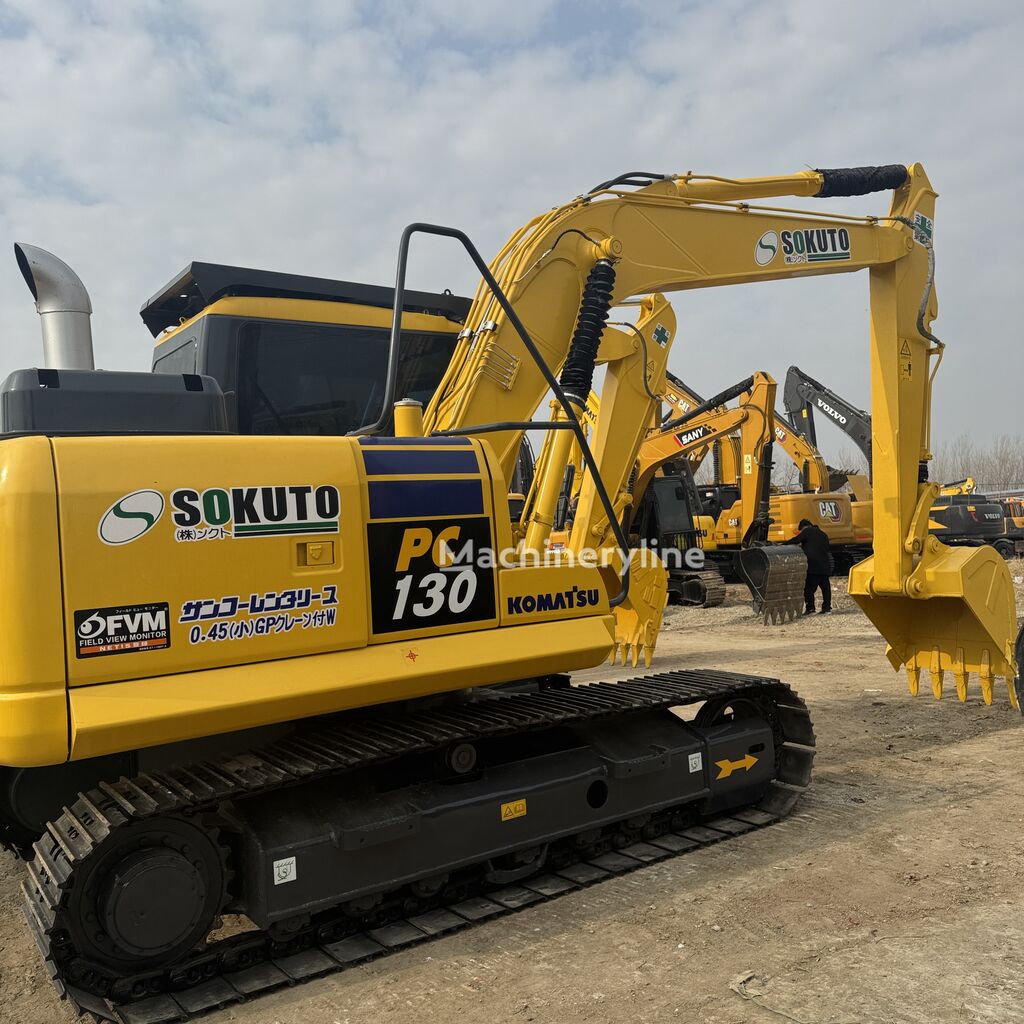 Komatsu PC130 bager guseničar
