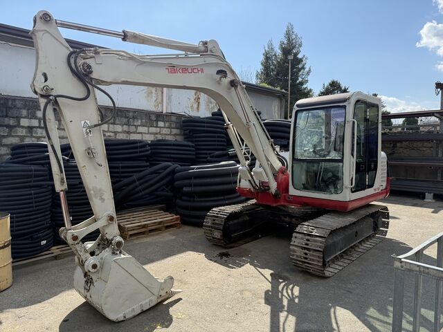 Prodaje se Takeuchi TB175C mini bager na aukciji