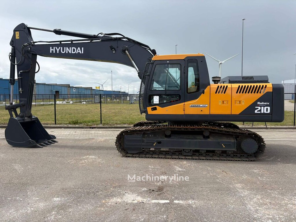 Novi Hyundai R210 bager guseničar