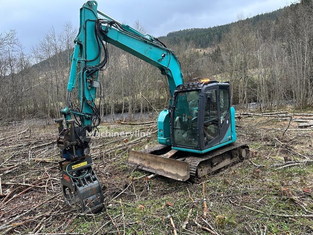 Prodaje se Kobelco SK75SR Gravemaskin Rotortilt, tømmerklype og pusseskuffe midi bager na aukciji