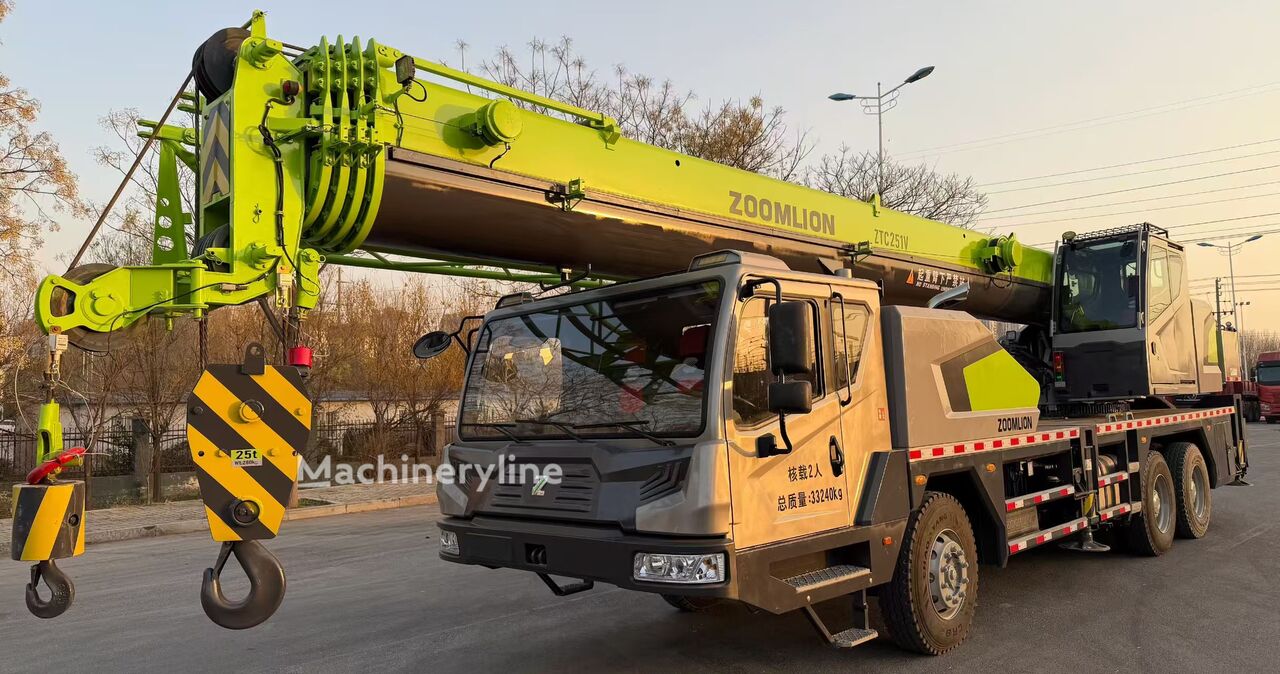 Zoomlion ZTC251V autodizalica