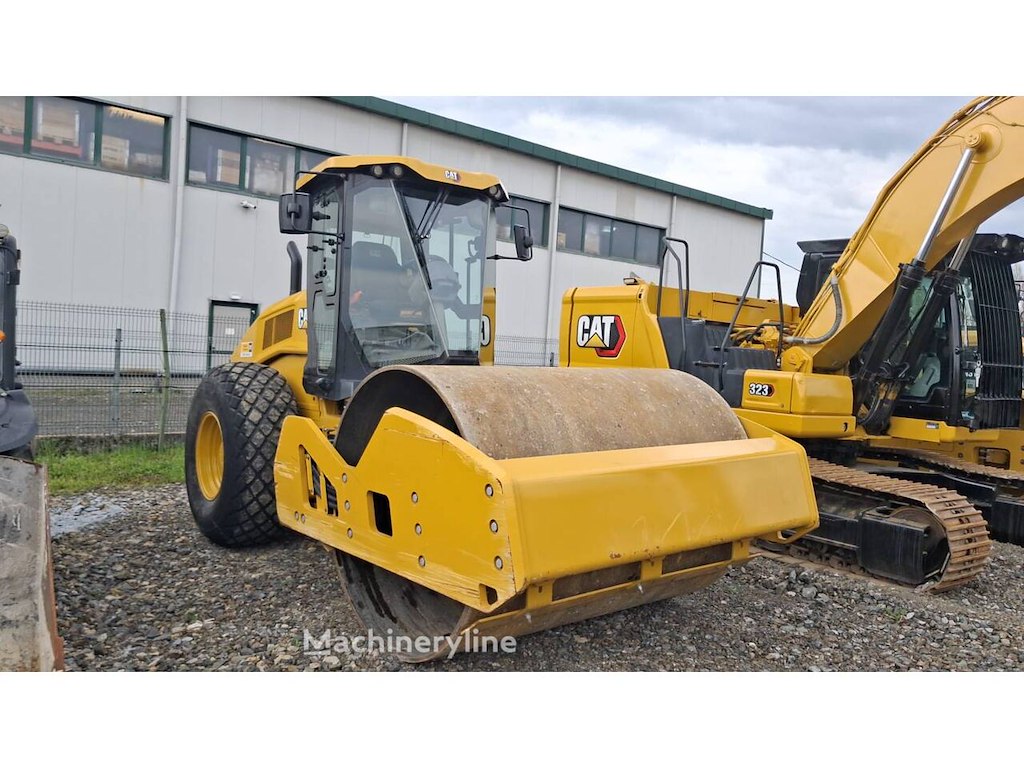 Caterpillar CS13GC kompaktor s jednim valjkom
