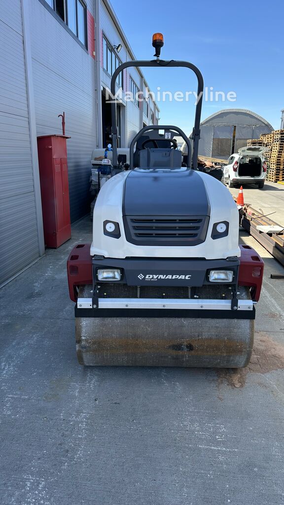 Novi Dynapac CC 1200 mali valjak