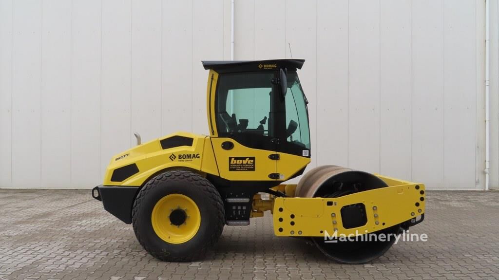 BOMAG BW177 D-5 PL kompaktor s jednim valjkom