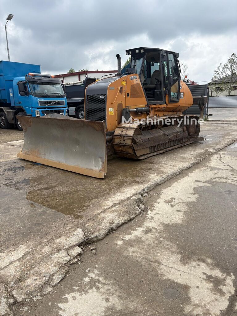 Caterpillar buldožer