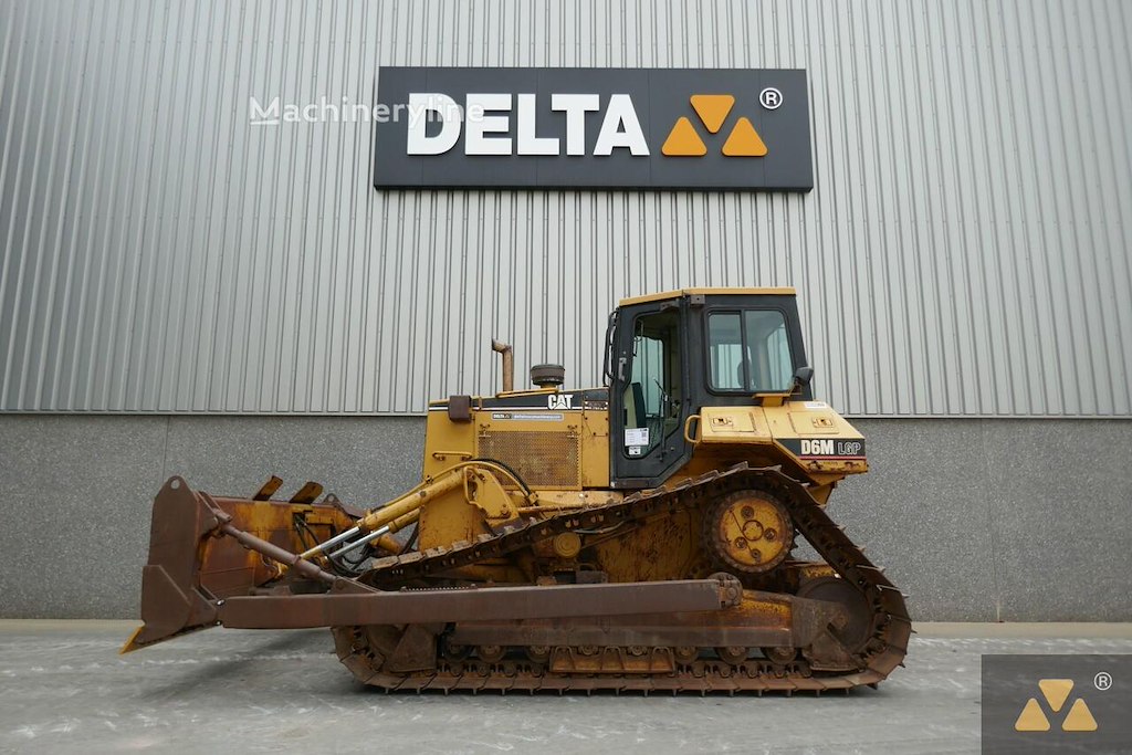 Caterpillar D6M LGP buldožer