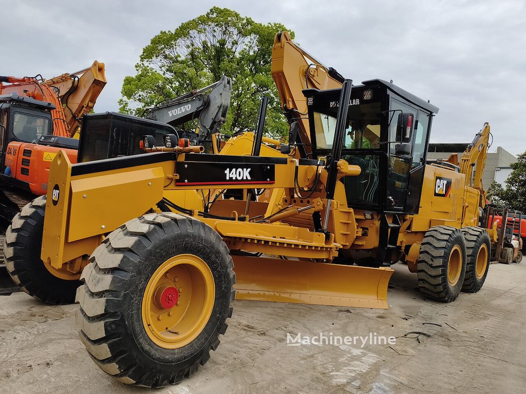 Caterpillar 140K grejder