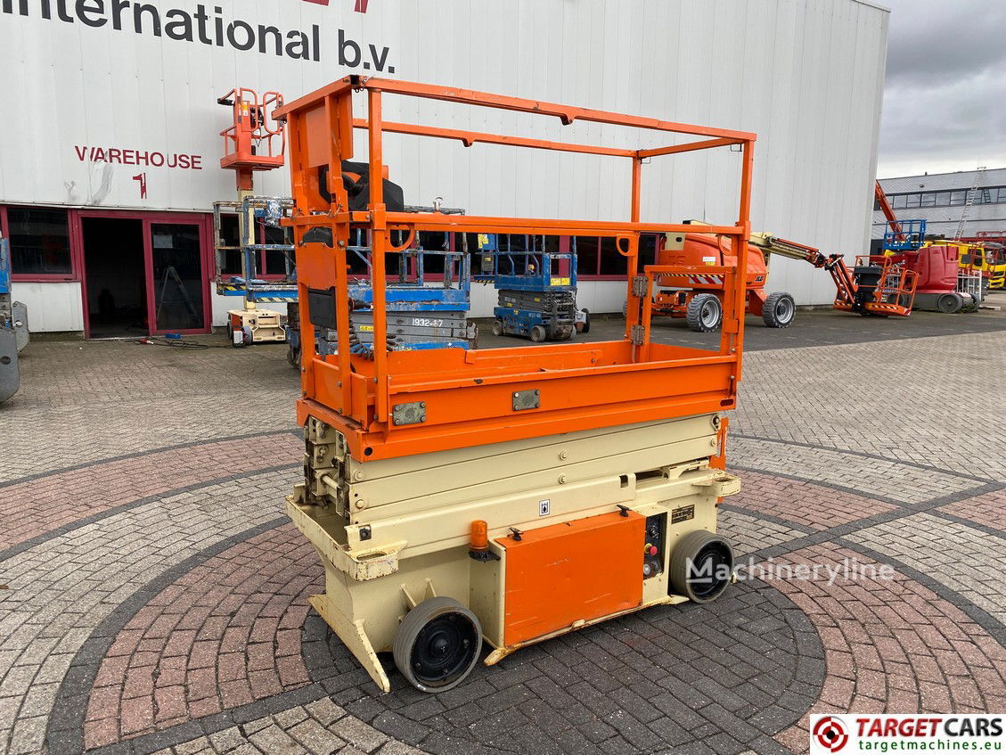 JLG 6RS makazasta platforma