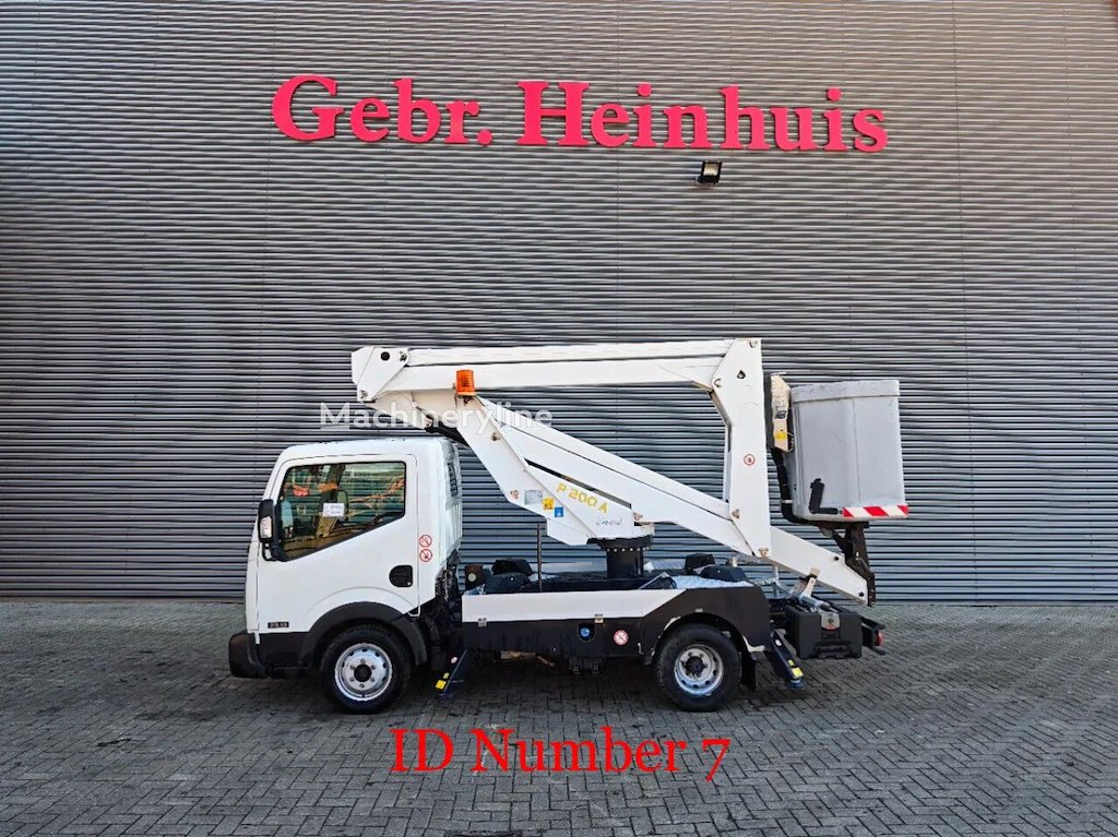 Nissan Cabstar 35.13 NT400 Palfinger P200A auto dizalica s korpom